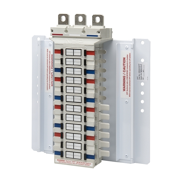 NHP POWERMAX GB Isolation Busbar Chassis DINT 250A 36 Way 3Pole Top Feed